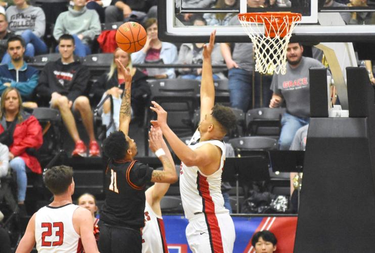 Grace sprints past No. 8 seed Union to reach NAIA round of 16 | Local ...