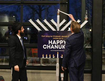 Fort Wayne Jewish community celebrates start of Hanukkah | Local ...