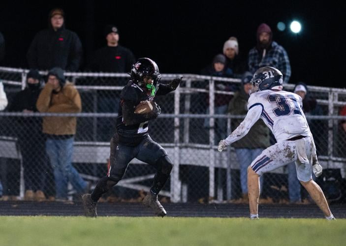 Bishop Luers scores 28 unanswered points against Garrett, Knights headed to Class 3A state ...