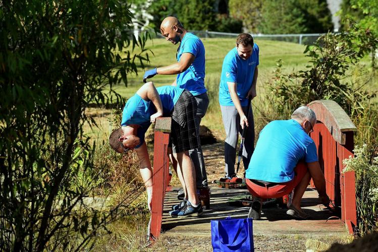 Volunteers improve play areas at Deer Creek Elementary | Local ...