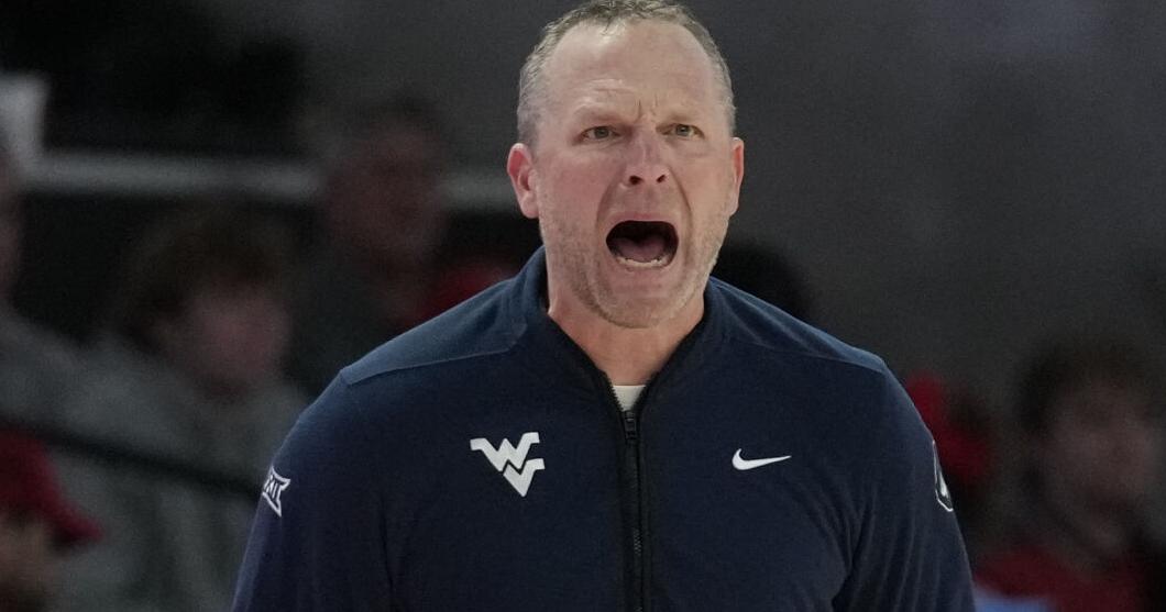 Reviewing the Darian DeVries hire: How did Scott Dolson do? | IU ...