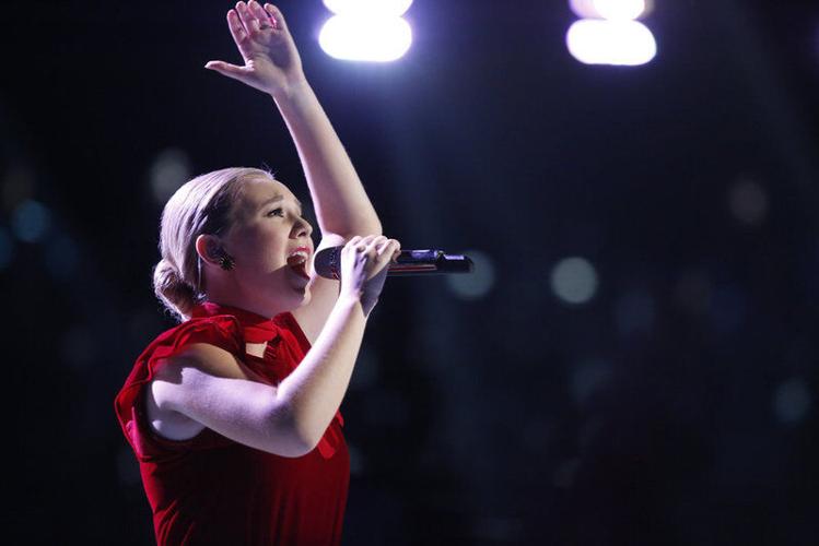 Addison Agen performs 'She Used To Be Mine' | Music | journalgazette.net