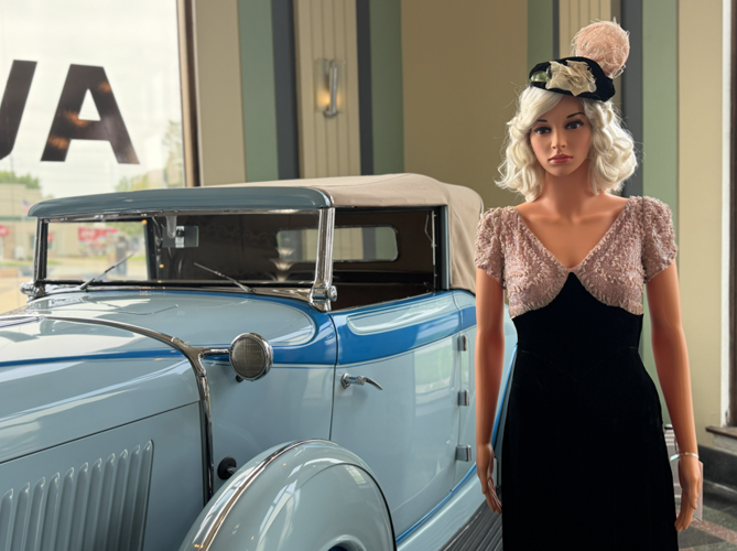 Auburn Cord Duesenberg Automobile Museum offers exhibit on early 20th ...