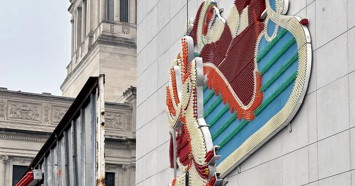 Santa and His Reindeer fly out for season | Local | journalgazette.net