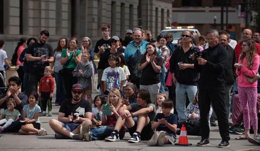 Scenes from BuskerFest in downtown Fort Wayne | Multimedia ...