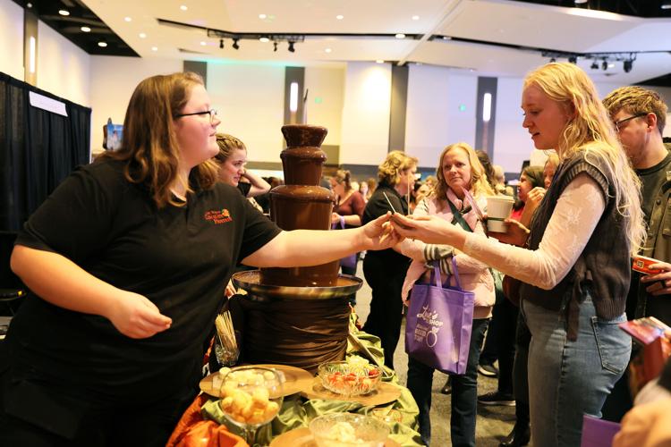 Winter Bridal Spectacular at Fort Wayne's Memorial Coliseum | Local ...