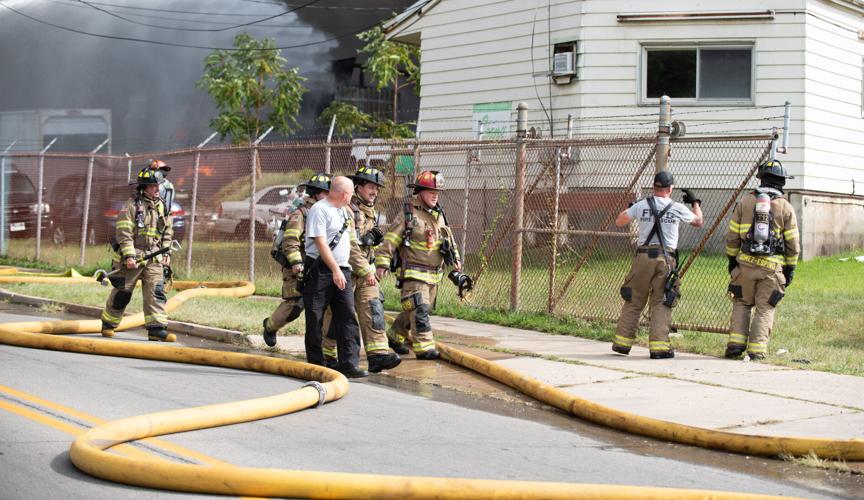 Fort Wayne mayor, fire chief recognize hard work by firefighters at ...