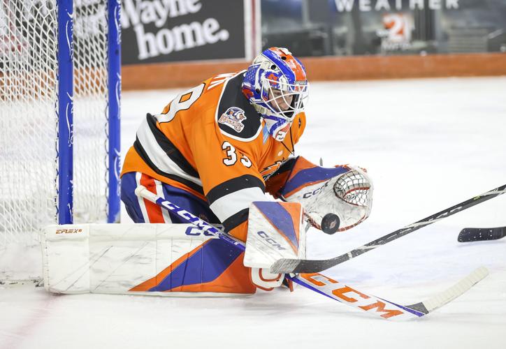 Fanti does 'an awesome job' in return, but Komets squander late 2-goal ...
