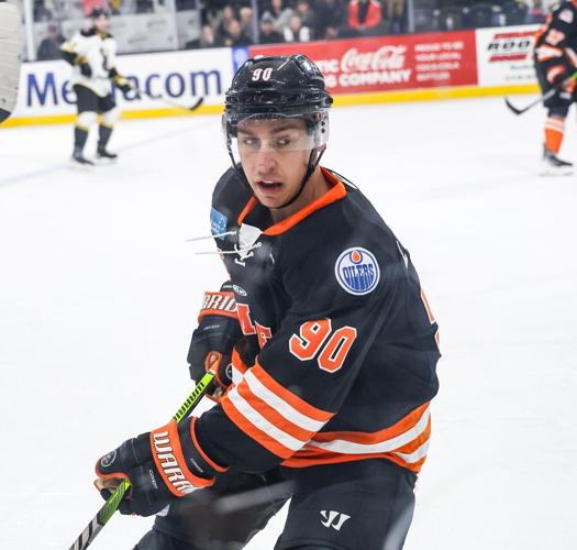 Xavier Cormier's versatility helped spark Komets' 6-1-0 run, as he ...