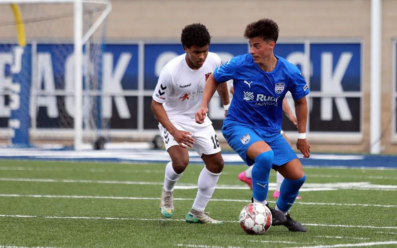 Fort Wayne FC clinches division title: Club’s shutout streak reaches ...