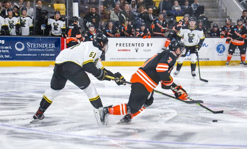 Column: Komets have looked dreadful, but let's give them the weekend ...