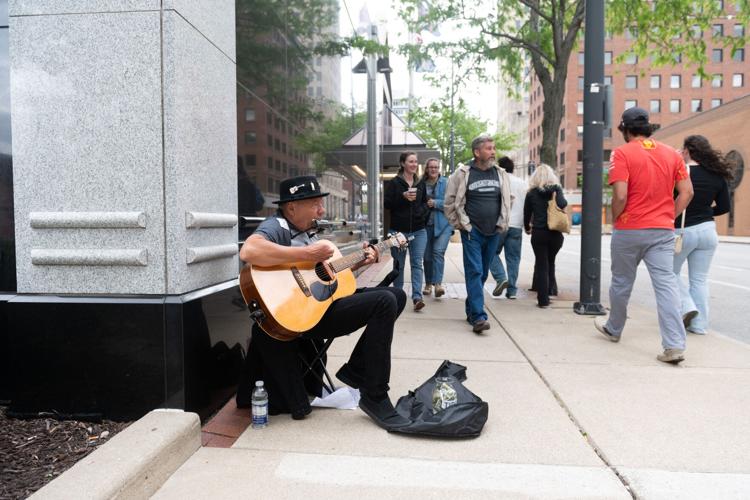 Scenes from BuskerFest in downtown Fort Wayne | Multimedia ...