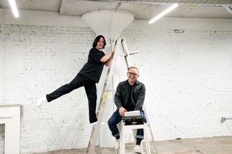 Deaf Fort Wayne actor shares humor, personal story in 'Equals' | Local ...