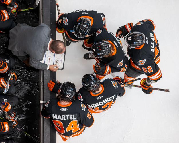 Komets pound Nailers 5-1 to complete weekend of improvement | Ice Chips ...