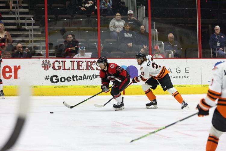 'We were a desperate team': Komets upend Cyclones 6-0 on hostile ice to ...