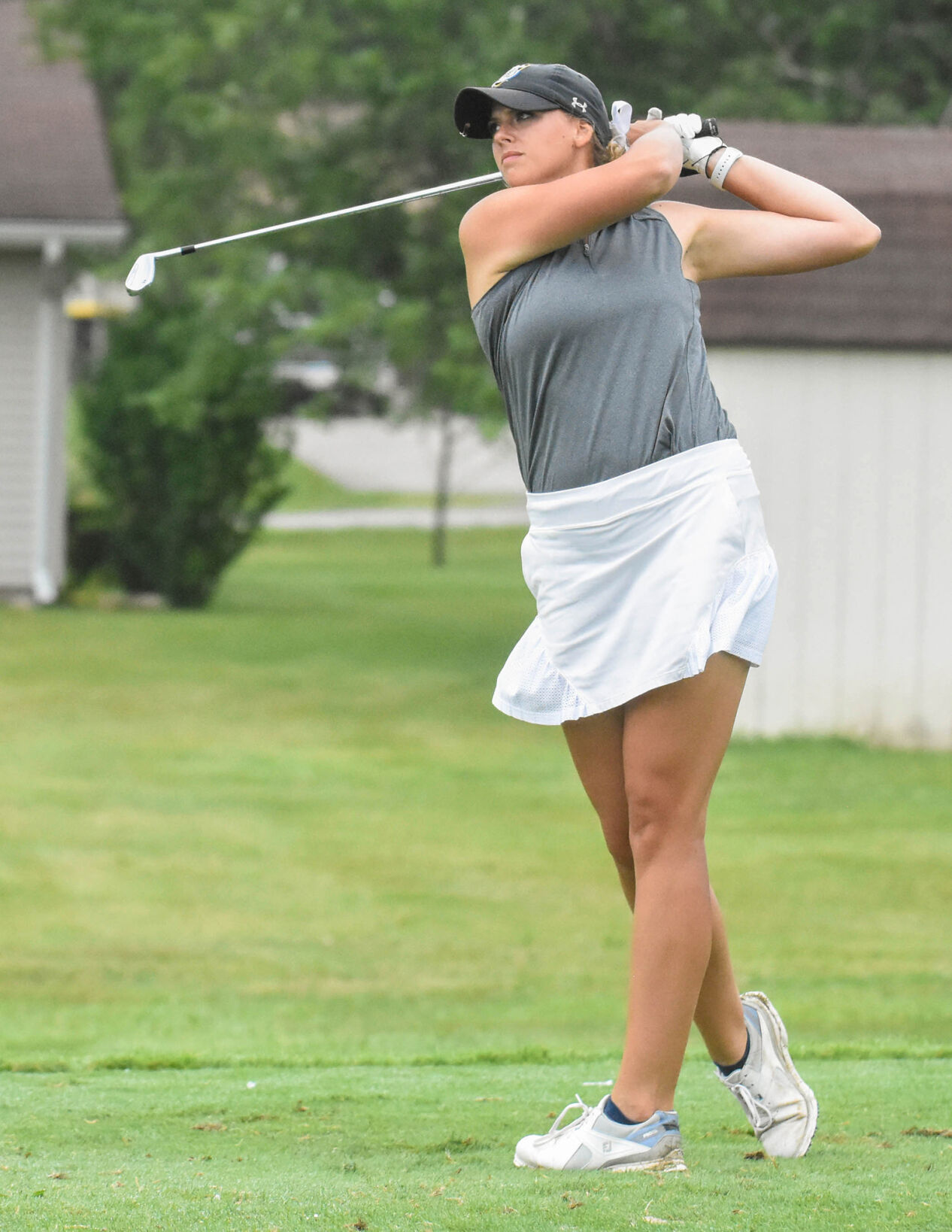 No pressure: Schroeder defends City golf title with new mentality ...