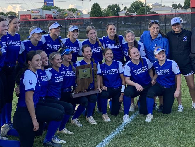 Carroll softball overcomes four-run deficit to take regional title ...