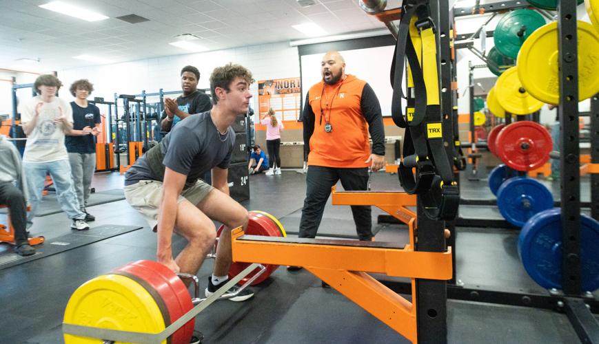 FWCS students train with coaches during school day | Schools ...