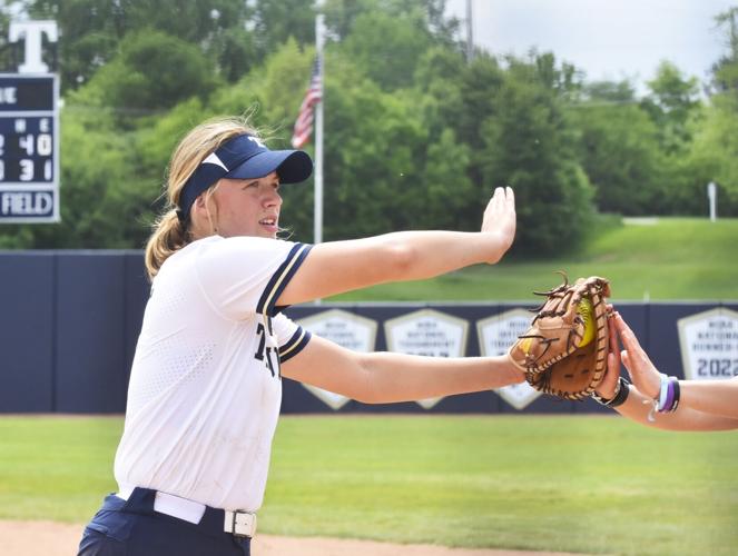 Trine tosses second straight shutout, advances to regional championship ...