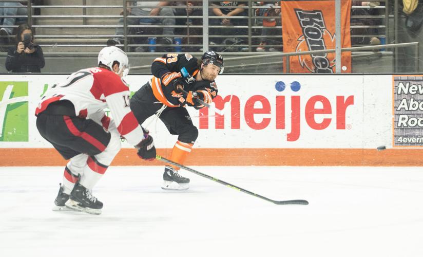 'Definitely, that one stings': Komets lose penalty-marred game 3-2, now on brink of elimination ...