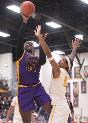 Snider prevails in back-and-forth battle with New Haven | High Schools ...