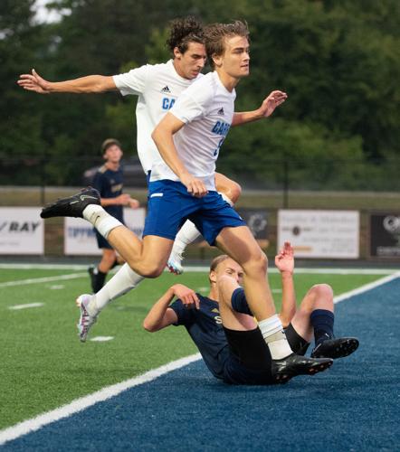 Late goal by Nick Butler gives Carroll soccer 1-0 win at Bishop Dwenger ...