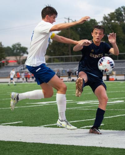 Late goal by Nick Butler gives Carroll soccer 1-0 win at Bishop Dwenger ...