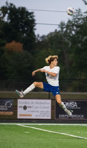 Late goal by Nick Butler gives Carroll soccer 1-0 win at Bishop Dwenger ...