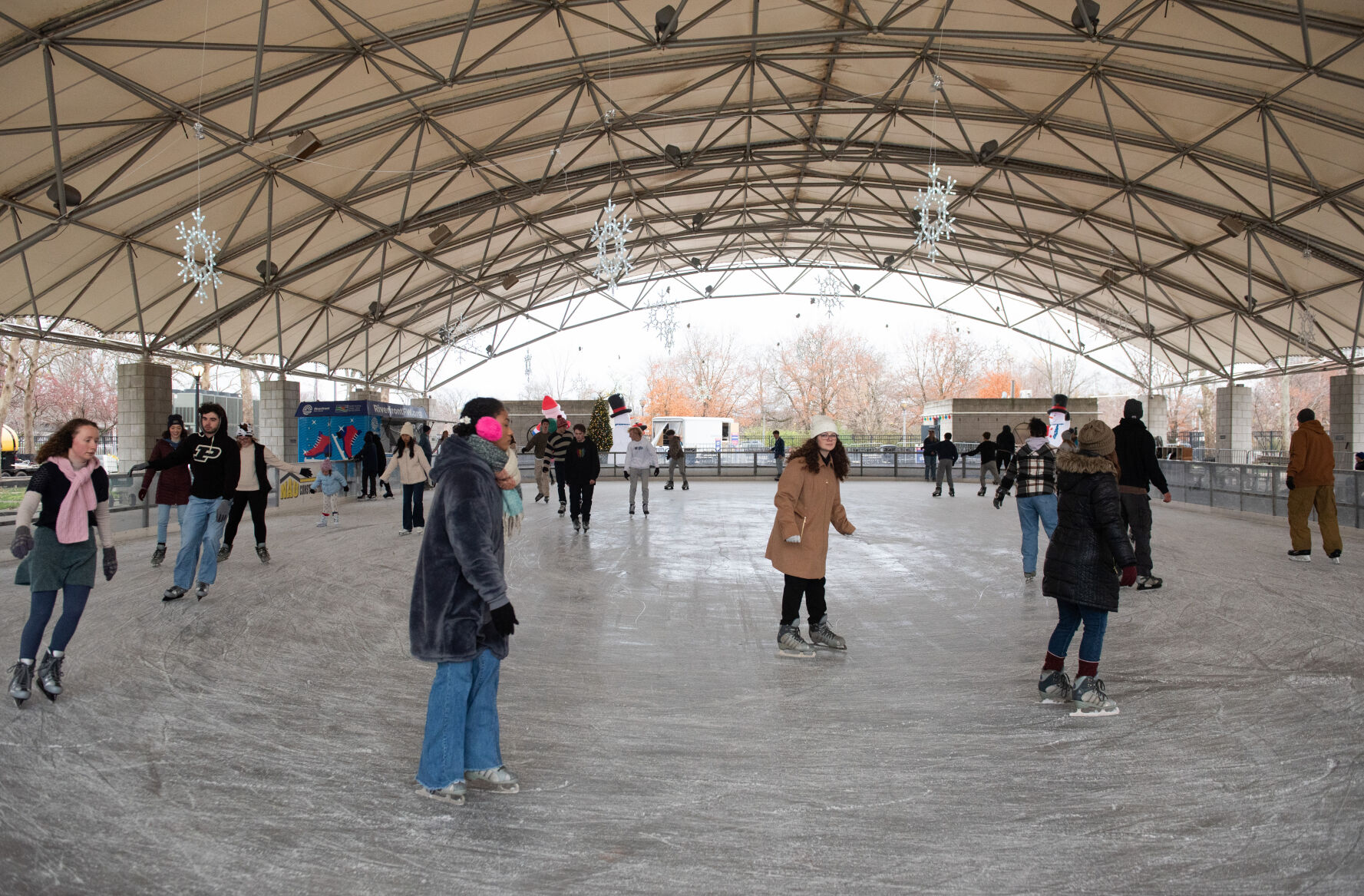 Headwaters Park ice rink opens for the season in downtown Fort Wayne ...