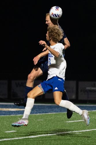 Late goal by Nick Butler gives Carroll soccer 1-0 win at Bishop Dwenger ...