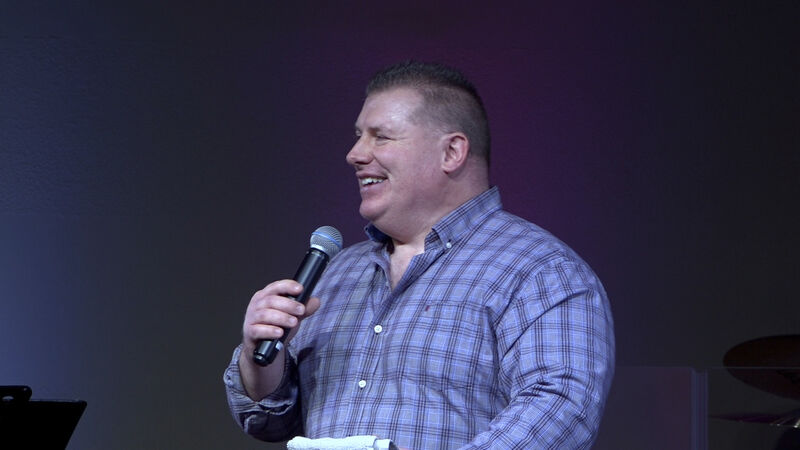 Fremont pastor delivers strong message | Sports | journalgazette.net