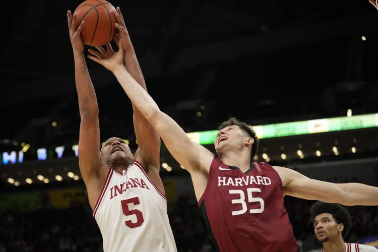 Hoosiers pull away from Harvard behind Ware, Mgbako, Reneau | IU ...