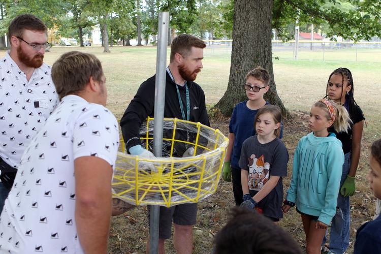 Weisser Park students design, install disc golf course behind school ...