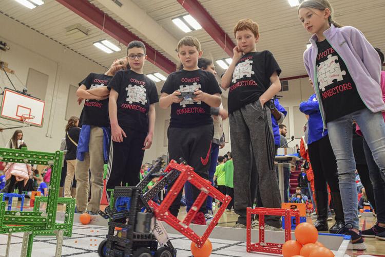 Elementary teams test robotic skills | Local | journalgazette.net