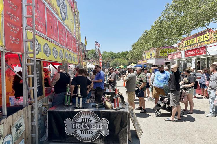 Families celebrate Father's Day at Ribfest | Local | journalgazette.net