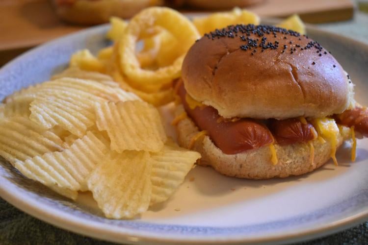 Hot Dog Sliders perfect for game day party or enjoying alone | Food ...