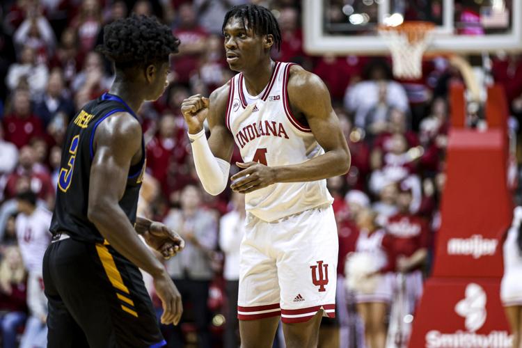 Indiana escapes against Morehead State | Eyeing IU | journalgazette.net