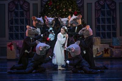 'Nutcracker' gets lift | Entertainment | journalgazette.net