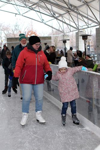 Last day of ice skating at Headwaters Park | Local | journalgazette.net