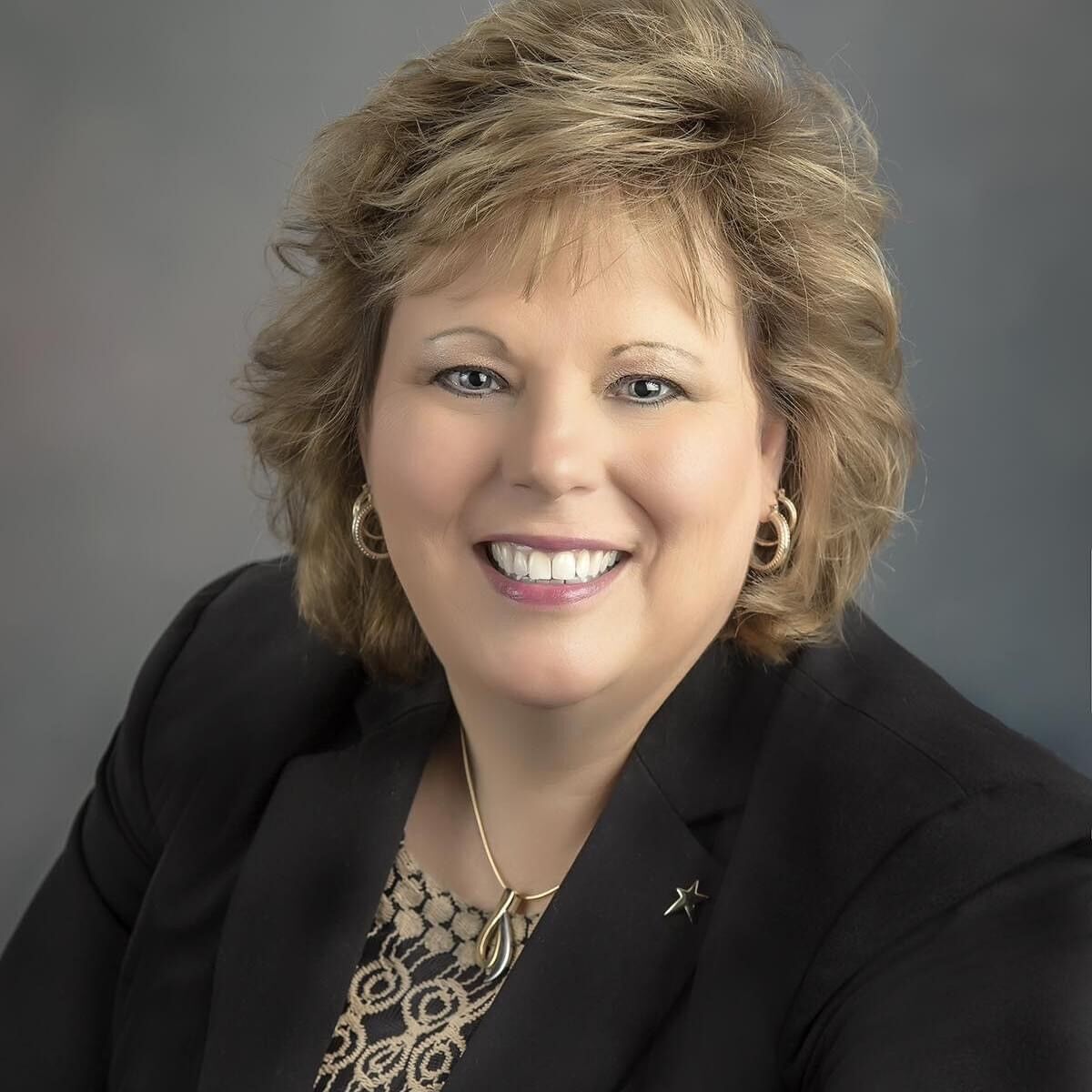 Gov. Mike Braun endorses Fort Wayne City Clerk as next state GOP chair ...