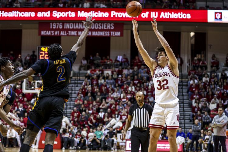 Indiana escapes against Morehead State | Eyeing IU | journalgazette.net