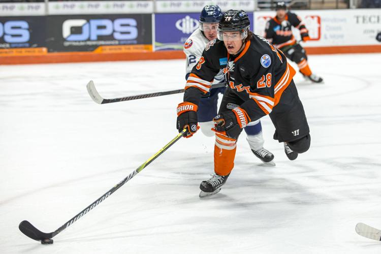Komets' Cameron Supryka works on being steady and reliable | Komets ...