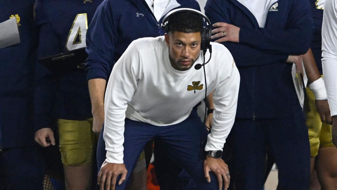Marcus Freeman announces return to Notre Dame for '26 season | Notre ...