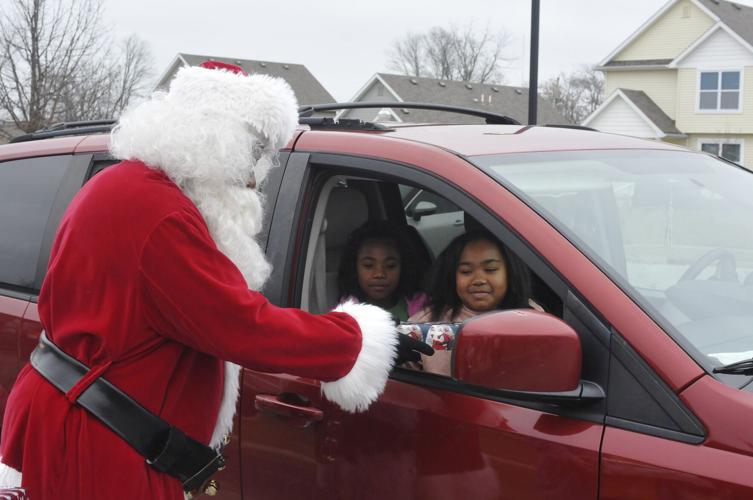 Drive-Thru Santa: Fort Wayne's MLK Club makes the season brighter for ...