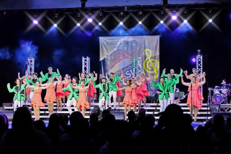 High school show choirs dazzle with sequins, harmonies at Homestead Classic Showcase | Local ...