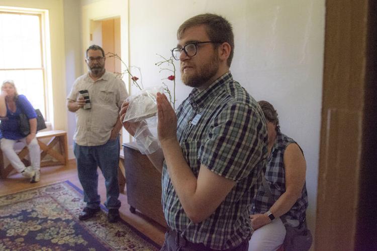 Miami share their ribbonwork at historic home | Local | journalgazette.net