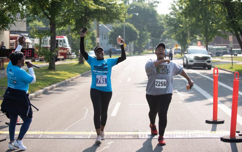 Dads on the run at Fort Wayne event | Local | journalgazette.net