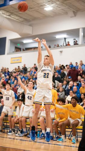 Saturday Gallery: Wayne defeats Homestead in Class 4A sectional ...