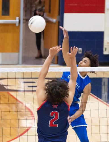 Carroll boys volleyball overcomes early deficit to beat Heritage, earn ...
