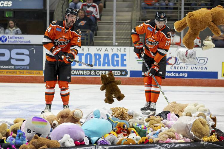 Kellen Jones' goal stands out from Komets' 4-2 victory | Ice Chips ...